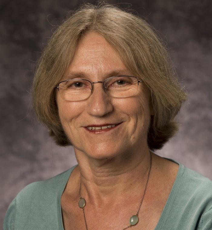 Dr. Jaroslava Halper